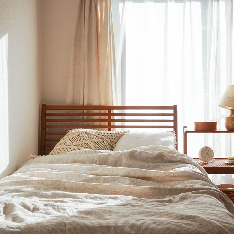 わたしの愛用品-1K・8畳でも圧迫感ゼロ！ ヘッドボード付きベッドを選んだ理由 ｜家具・インテリア Re:CENO（リセノ）